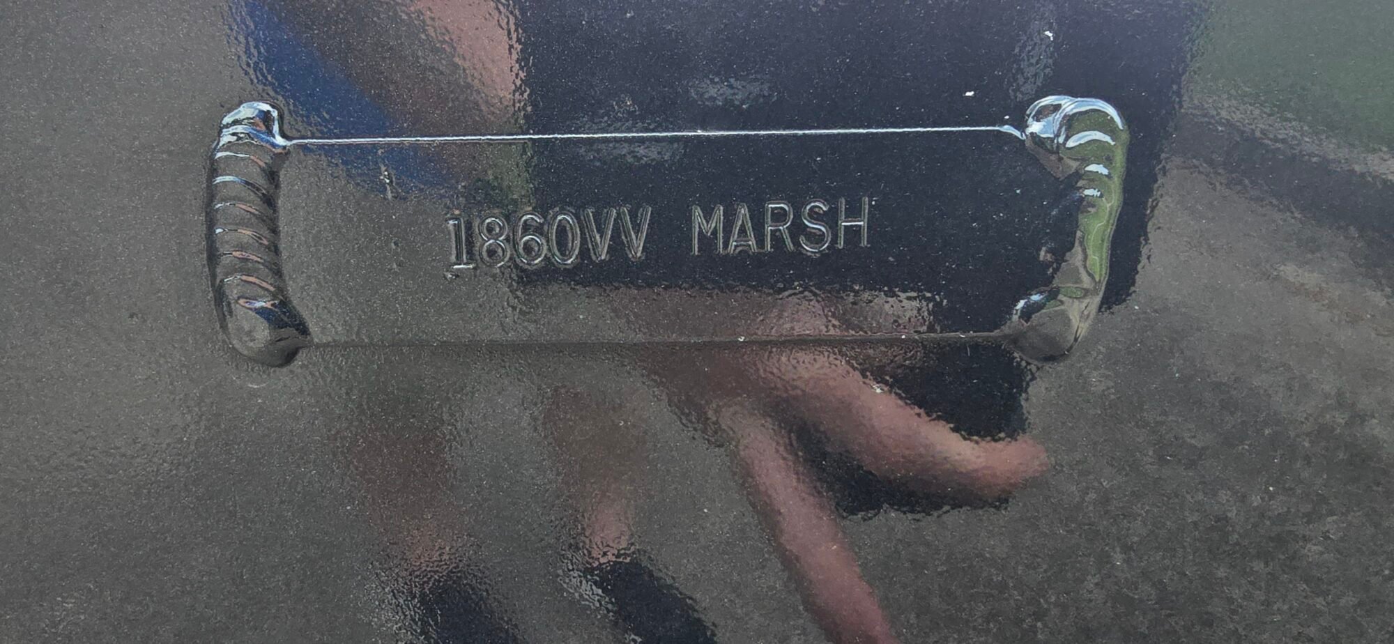 2025 Alweld 1860VV Marsh Center Console-Black Metallic | Big Frank's ...